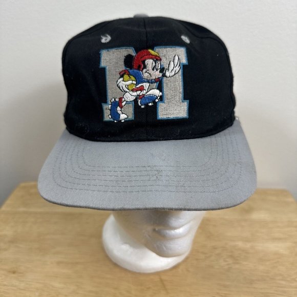 Disney | Accessories | Vintage Football Mickey Mouse Tuff Mickey Hat ...